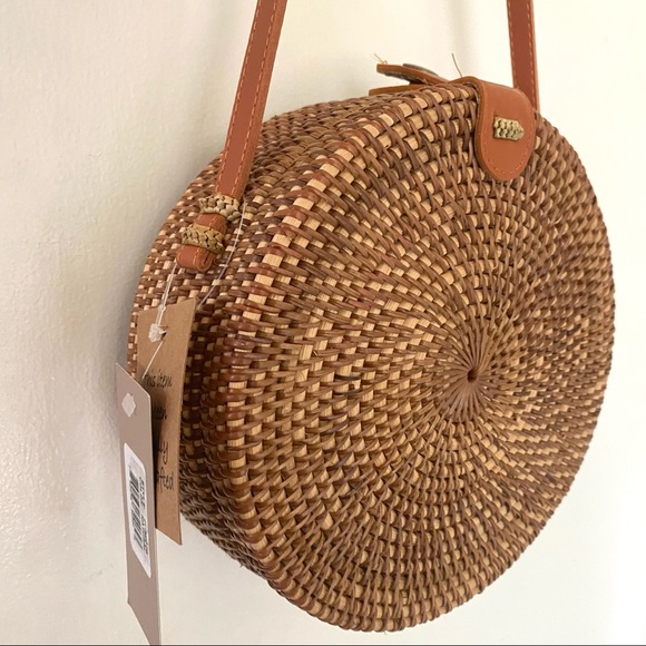 Crown Vintage | Bags | Crown Vintage Round Rattan Purse | Poshmark